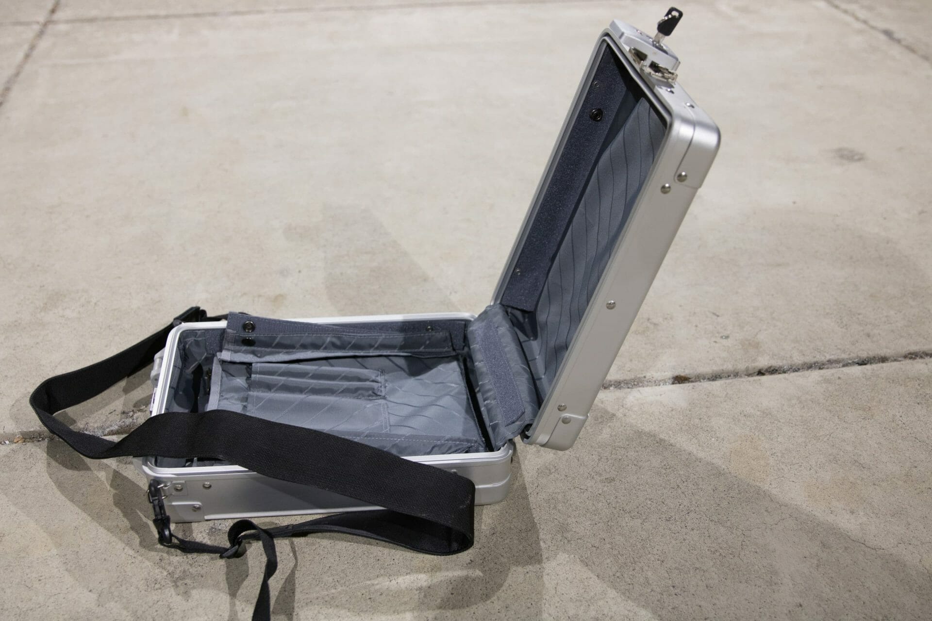 14" Vertical Opening Case - ODSGear